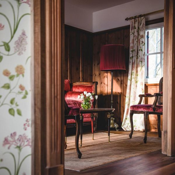 Castel Fragsburg: luxurious suites in South Tyrol